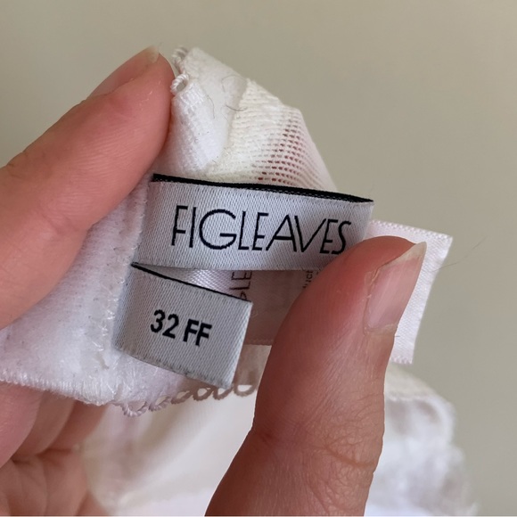 Figleaves | Intimates & Sleepwear | Figleaves Juliette Lace Plunge Bra ...